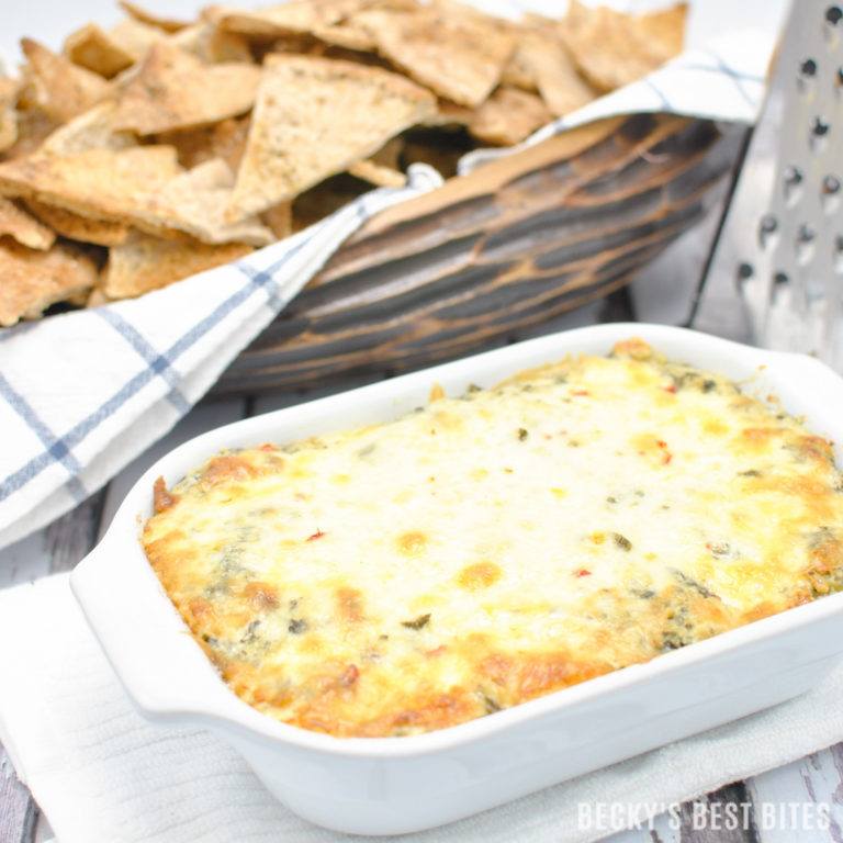 Cheesy Spinach Artichoke Dip with a Kick | beckysbestbites.com