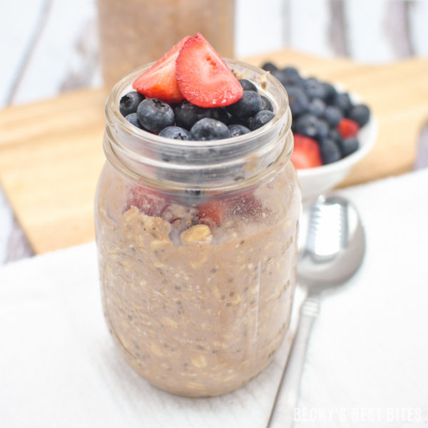 Berry Chocolate Protein Overnight Oats | Becky's Best Bites Berry Chocolate Protein Overnight Oats | Becky's Best Bites